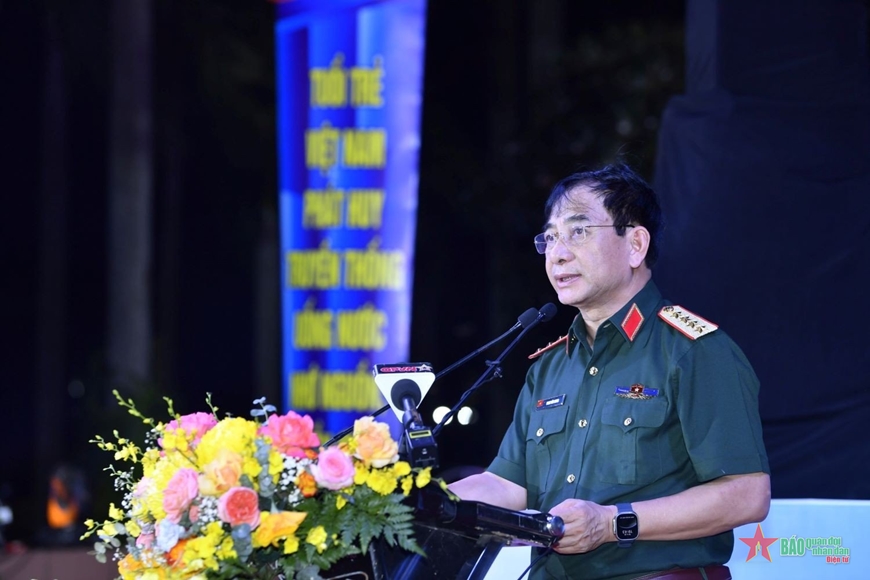 Đại tướng Phan Văn Giang dự và phát biểu tại "Lễ thắp nến tri ân các ...